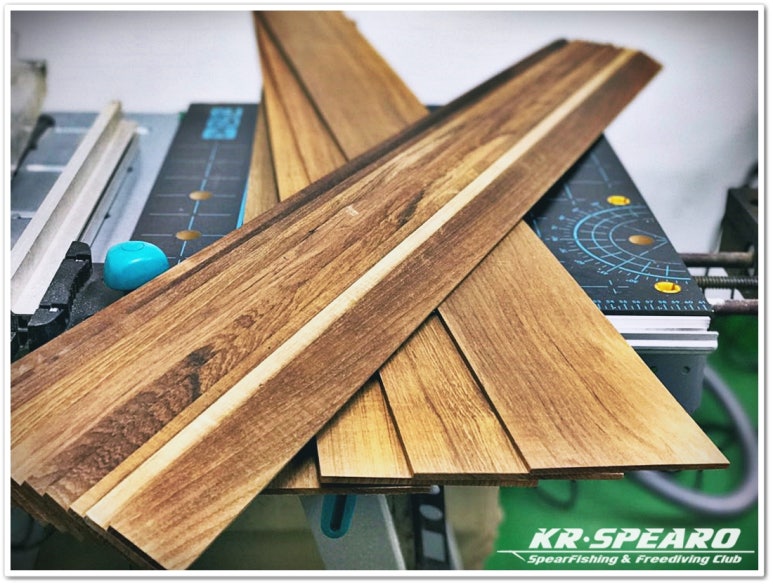 스피어건 제작 목재 티크나무 Teak Wood 티크목 티크원목 티크목재 티크의 특징 Teak Tree