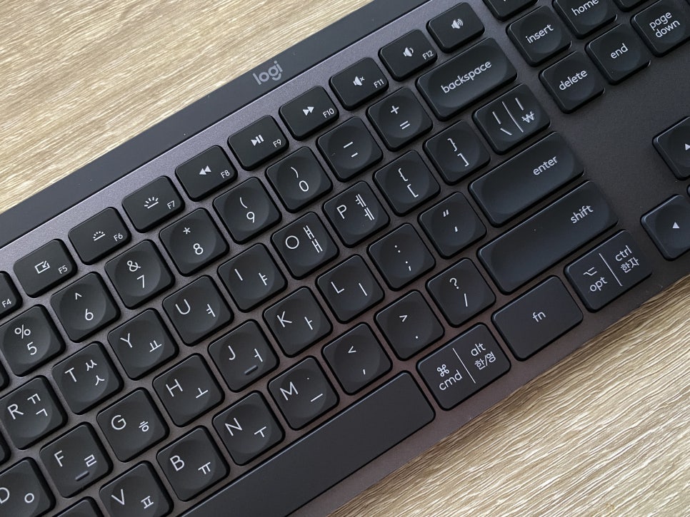 로지텍 무선키보드 연결 하는 방법과 Mx Keys 기능 설명 네이버 블로그