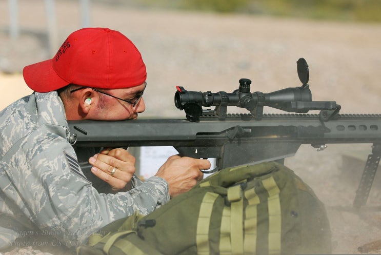 .50구경 M107 Barrett 저격총 사격훈련중인 미공군, 해병대 및 육군 병사들 : 네이버 블로그